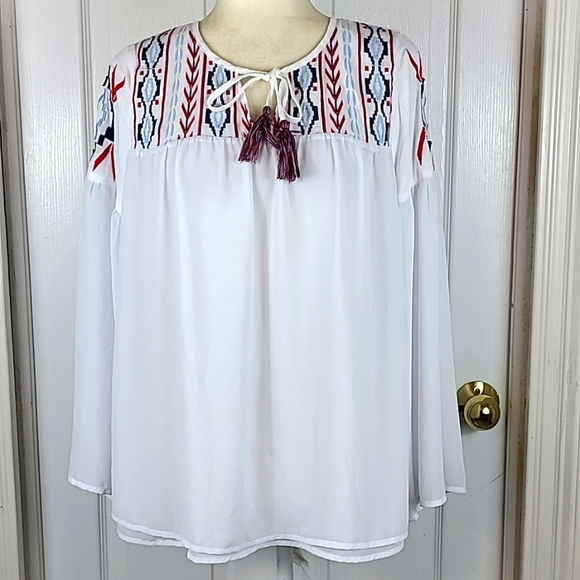 Ariat | Tops | Ariat Embroidered Blouse | Poshmark